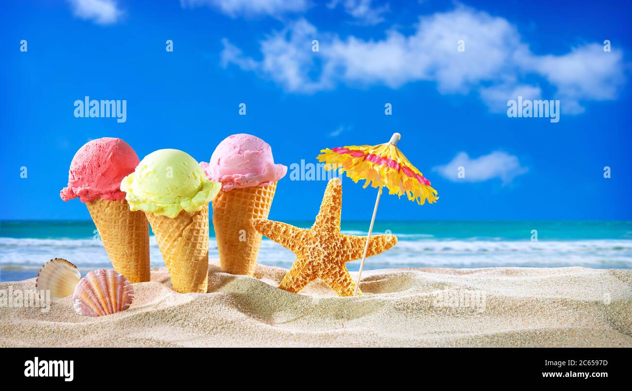 Summer icecream on beach hi-res stock photography and images - Alamy