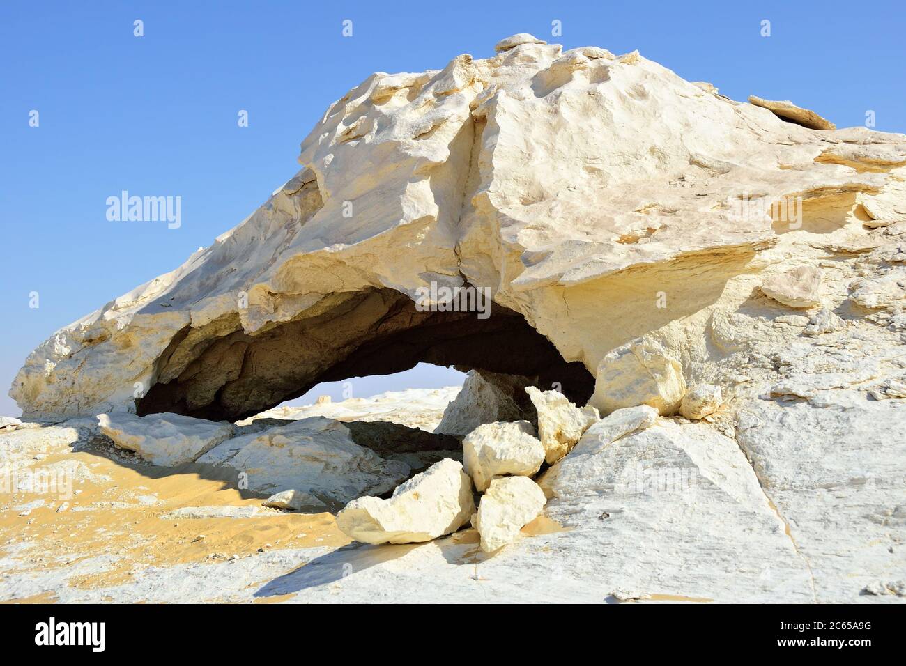 Grotto. The limestone formation in White Desert, Sahara, Egypt Stock ...