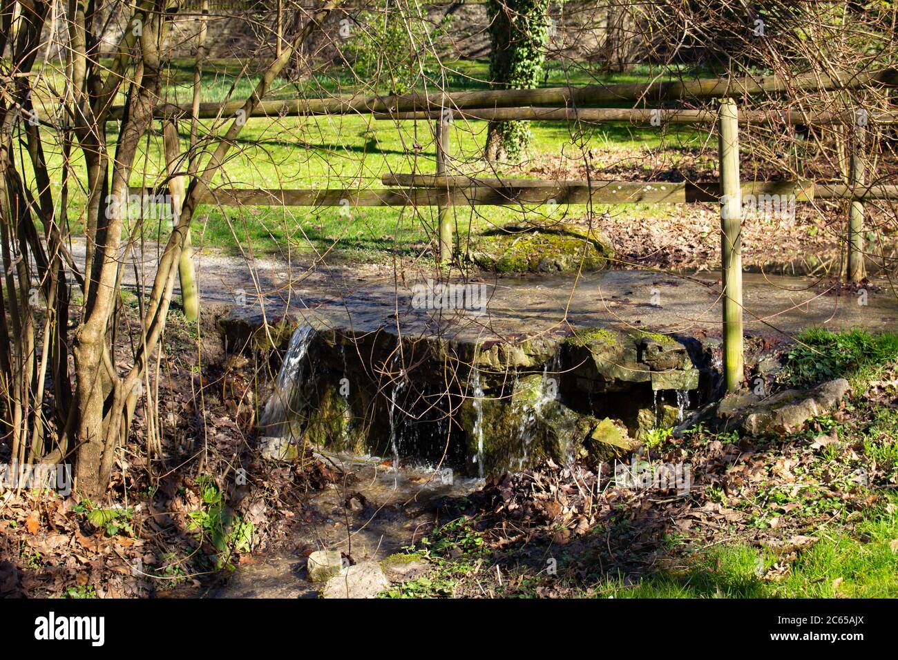 Footpath over water hi-res stock photography and images - Alamy