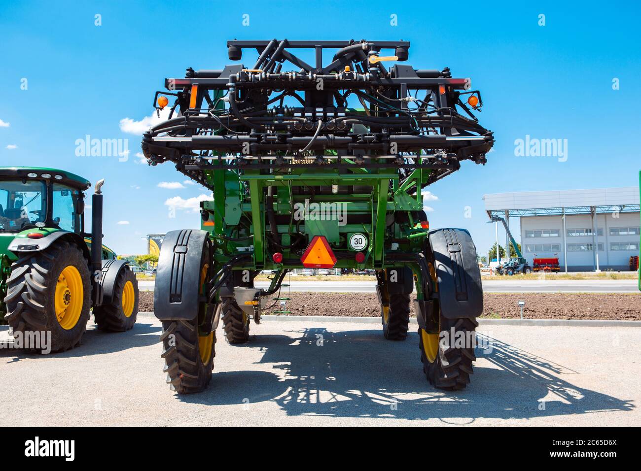 Modern machines hi-res stock photography and images - Alamy