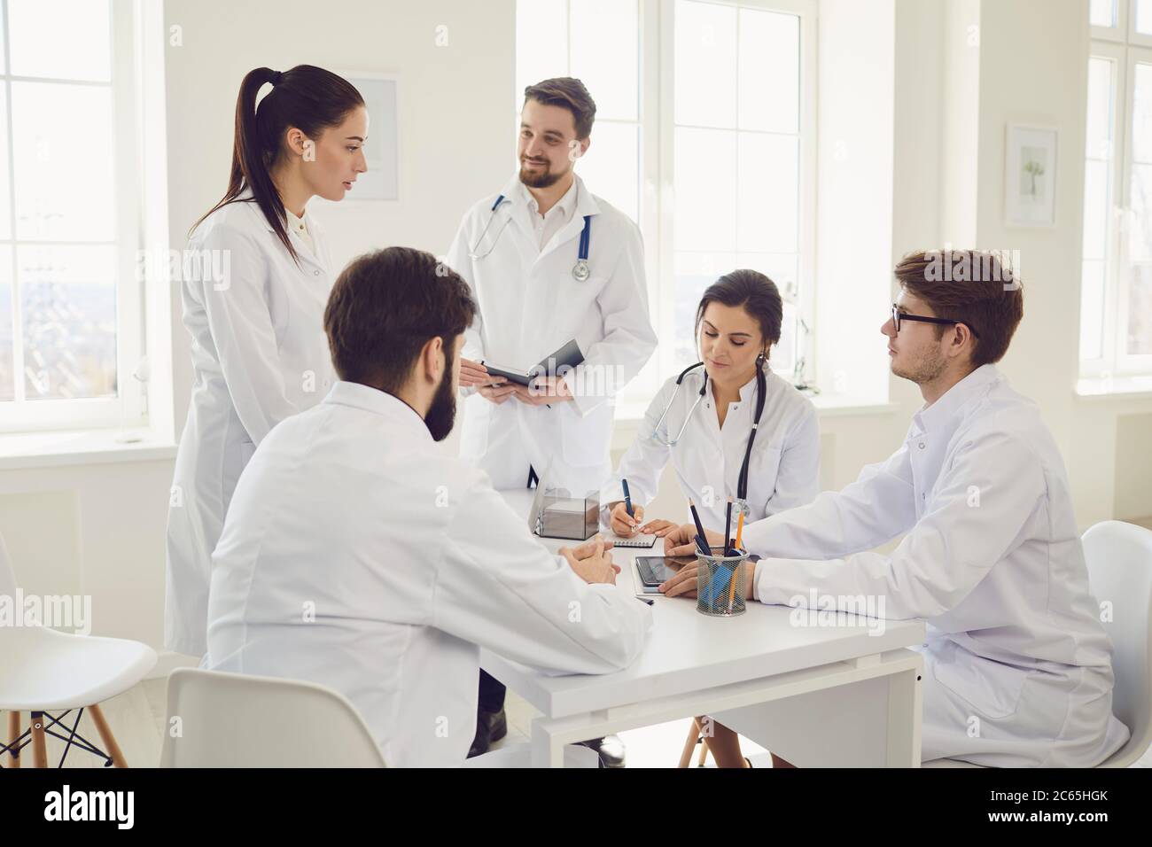 Specialist strategy hi-res stock photography and images - Alamy