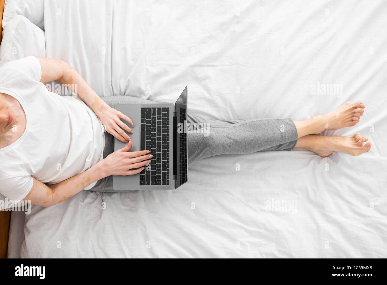 Smart bed computer hi-res stock photography and images - Alamy