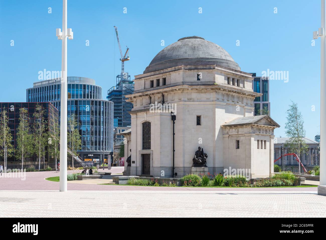 Baskerville House and Hall of Memory in Centenary Square, Birmingham city centre,UK Stock Photo ...
