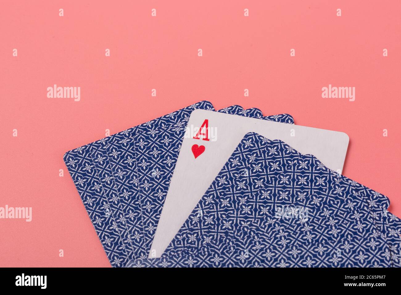 Pink deck cards hi-res stock photography and images - Alamy