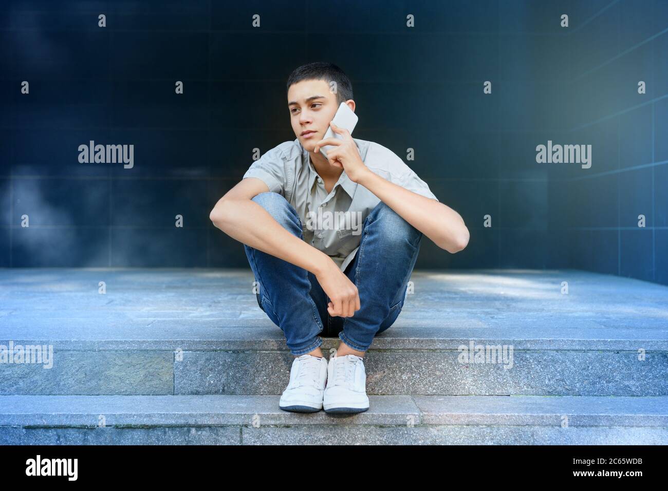 Call boy hi-res stock photography and images - Alamy