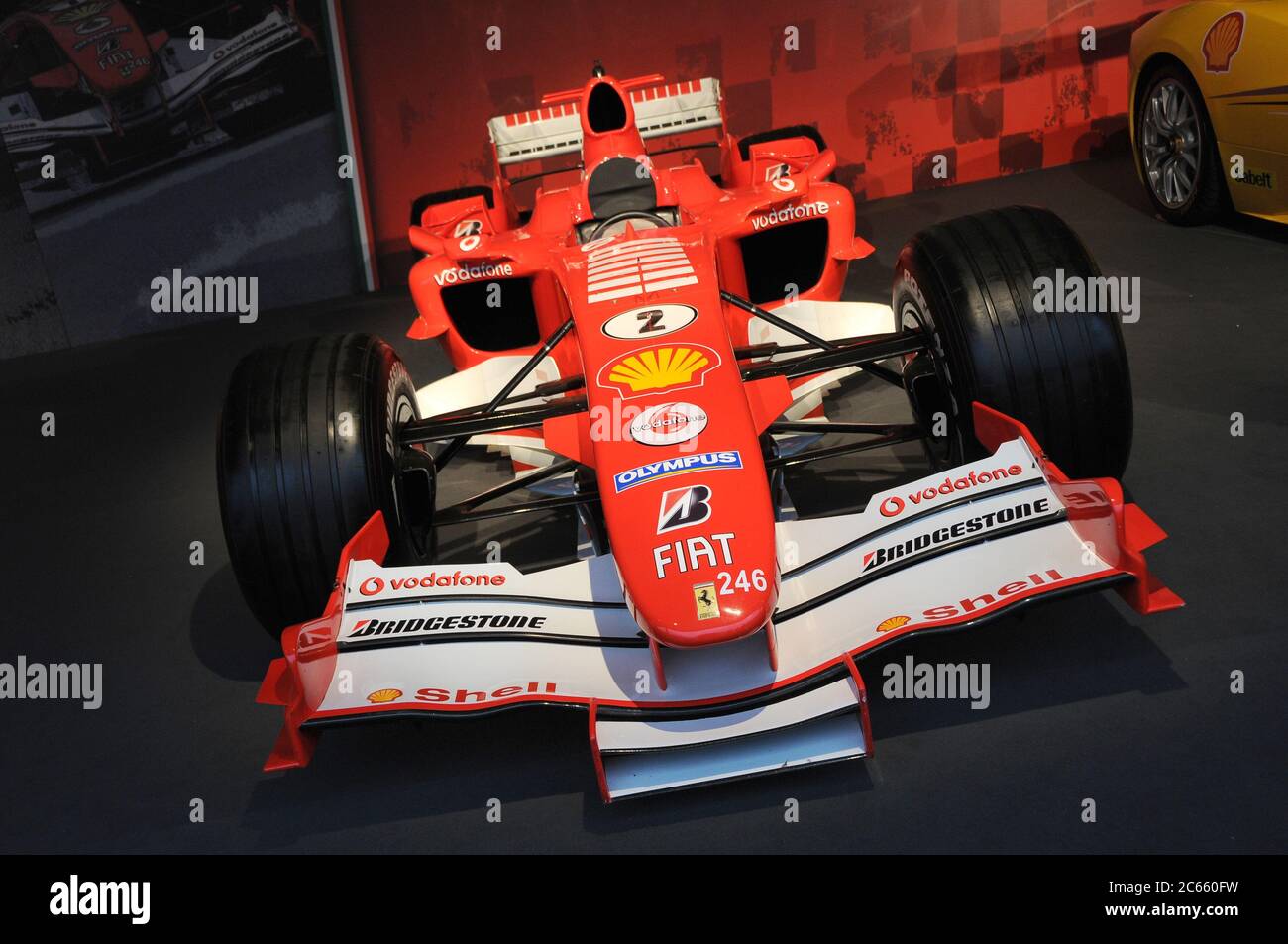 Exposed engine race car hi-res stock photography and images - Alamy