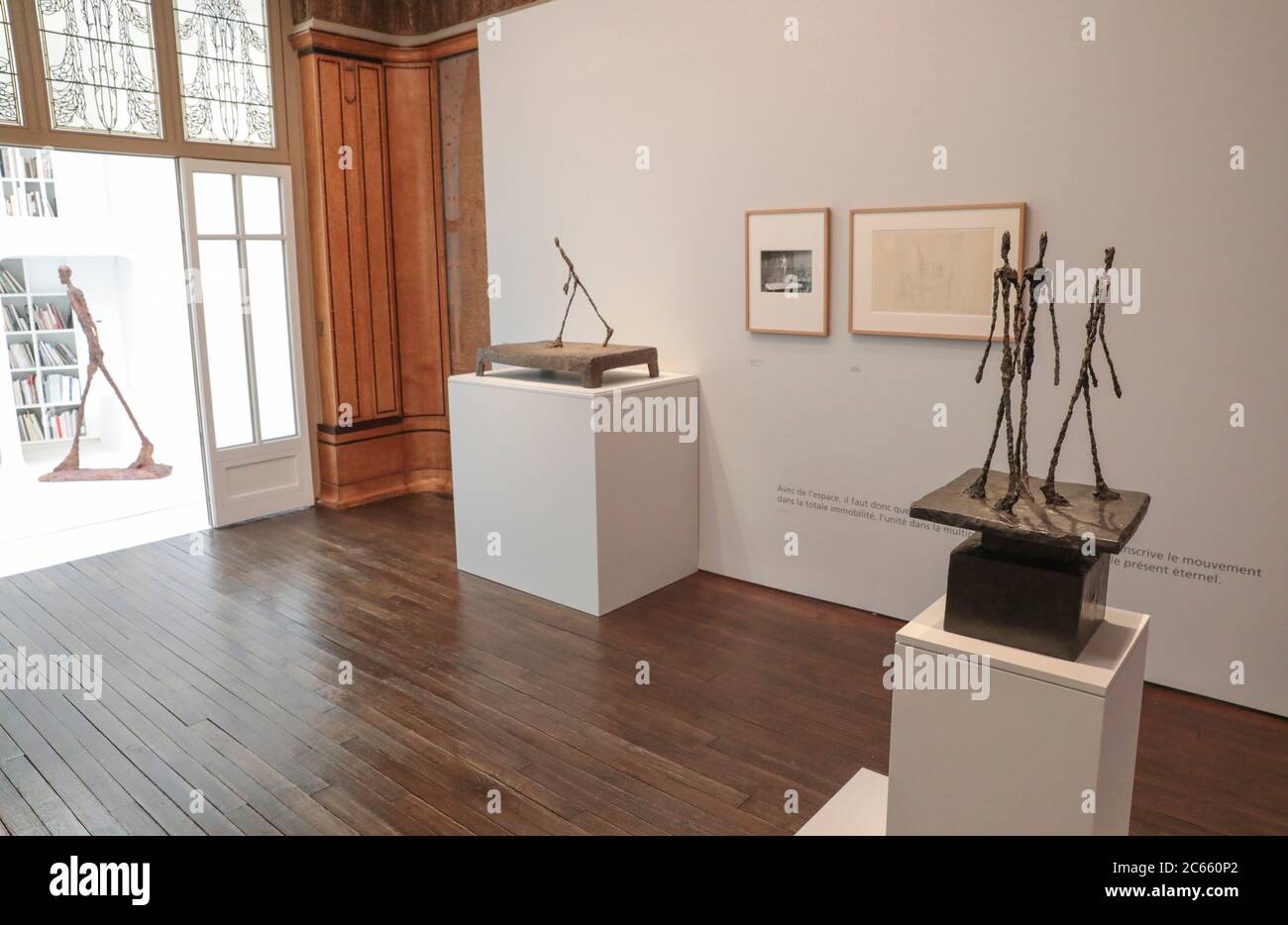 Walking men exhibition hi-res stock photography and images - Alamy