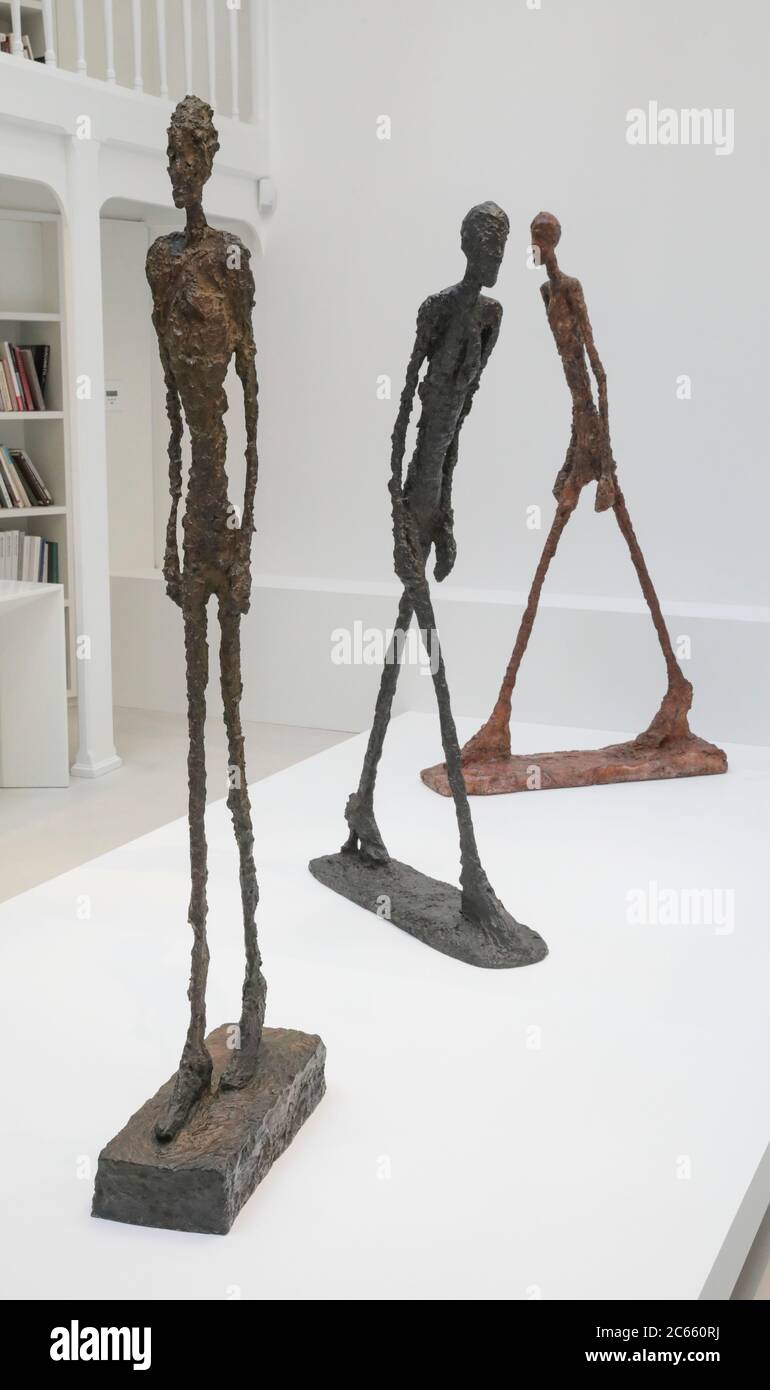 Alberto Giacometti Walking Man
