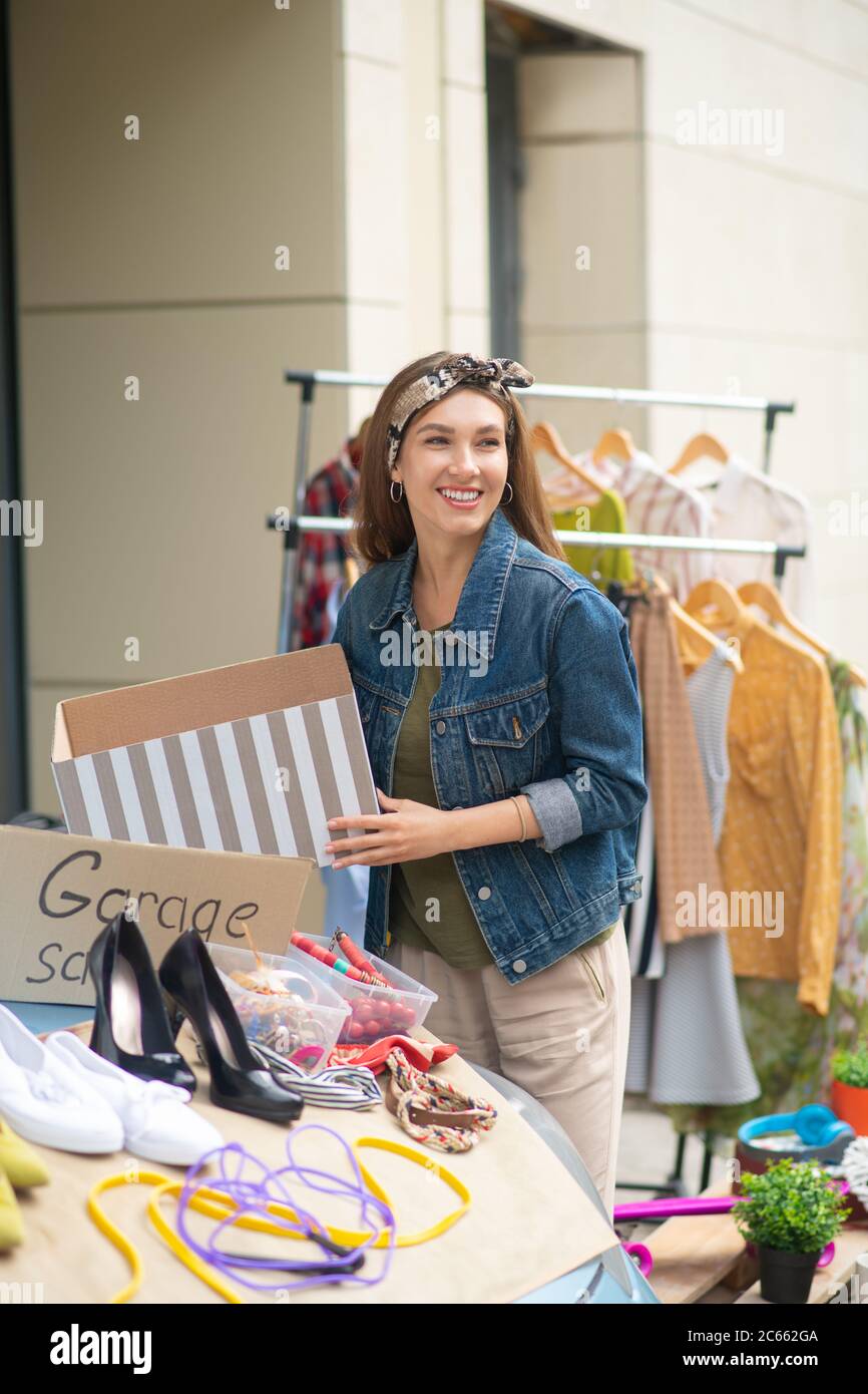 Old stuff for sale hi-res stock photography and images - Alamy
