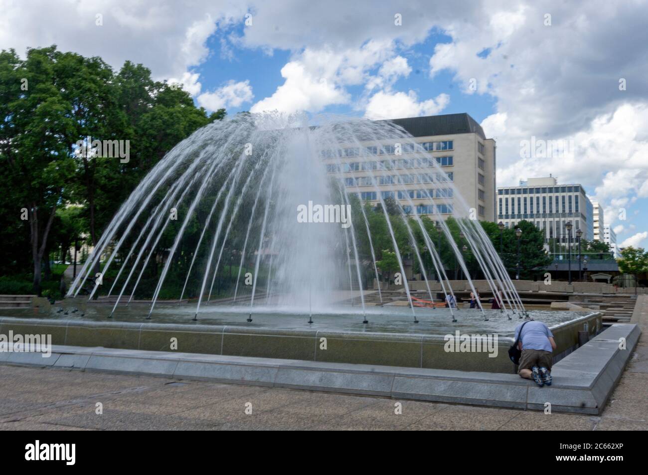 Edmonton Park Fountain High Resolution Stock Photography and Images - Alamy