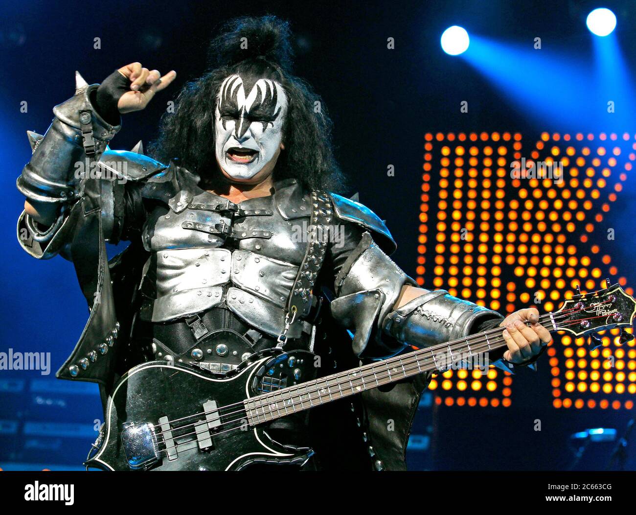 Gene Simmons Live