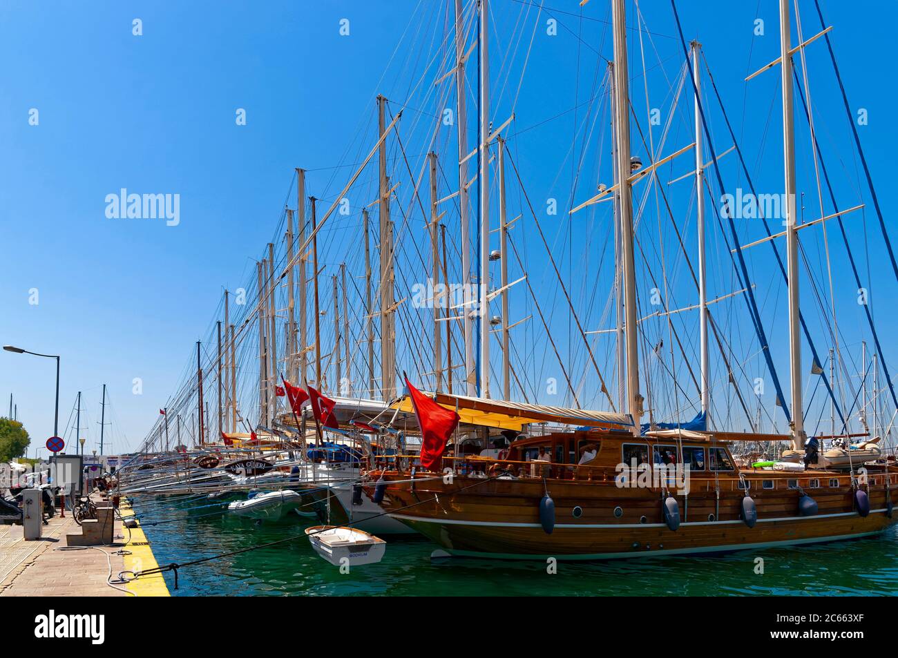 Sailing ships at the port of Bodrum, Mugla, Turkey Stock Photo - Alamy