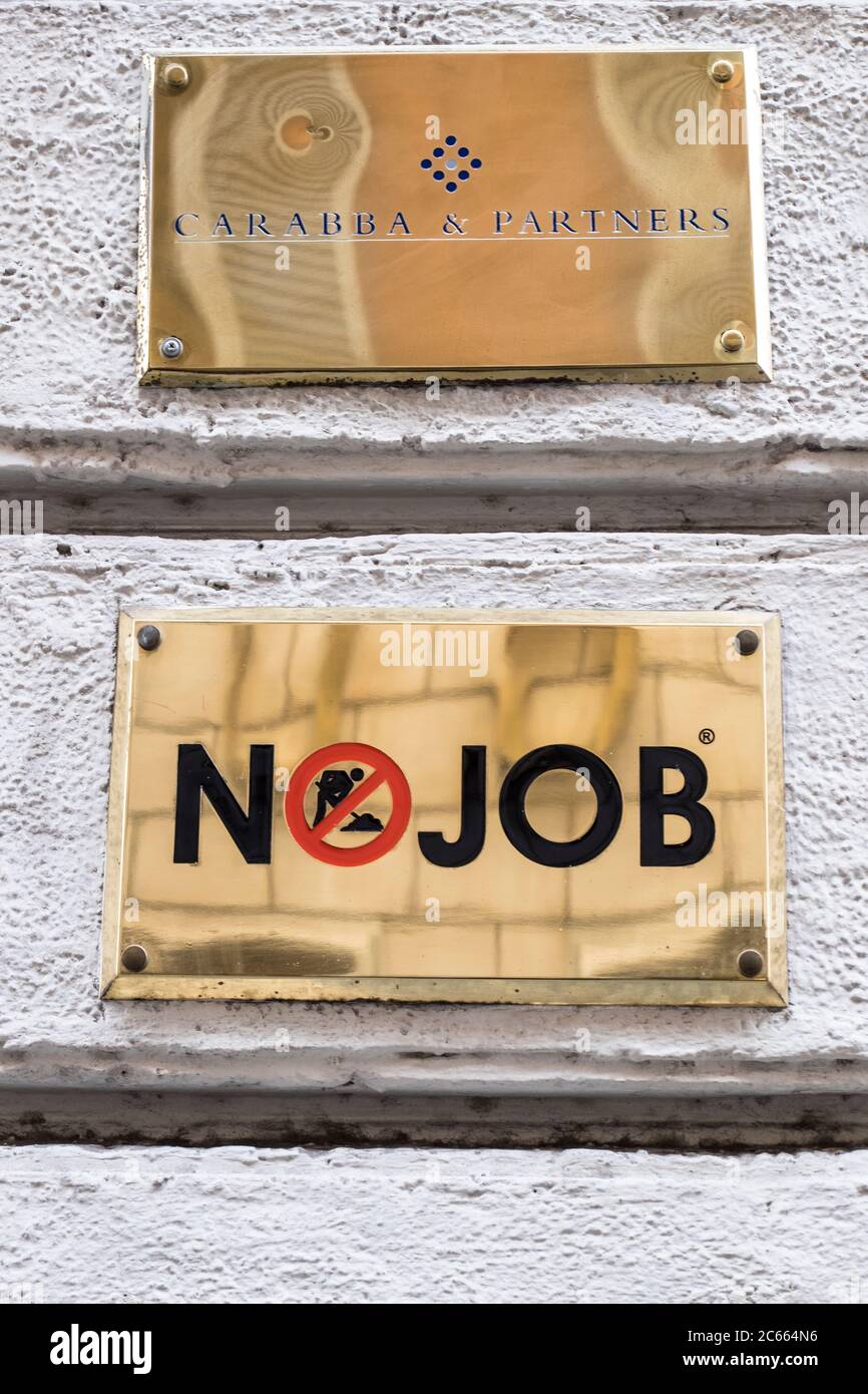 Lawyer signboard hi-res stock photography and images - Alamy