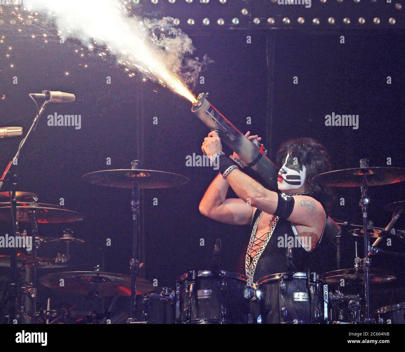 Drummer Eric Singer performs with KISS at the Hard Rock Live Arena in ...