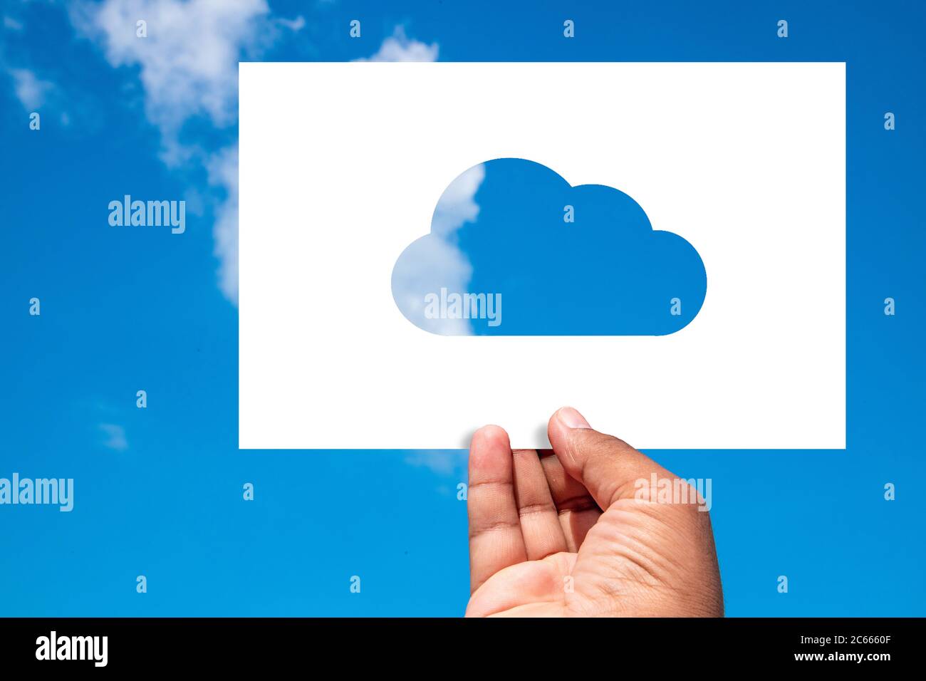 Cloud shaped paper hi-res stock photography and images - Alamy