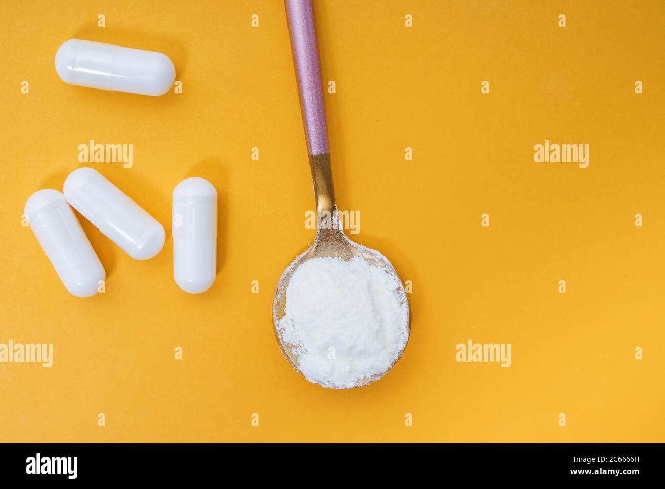 Collagen powder hi-res stock photography and images - Alamy