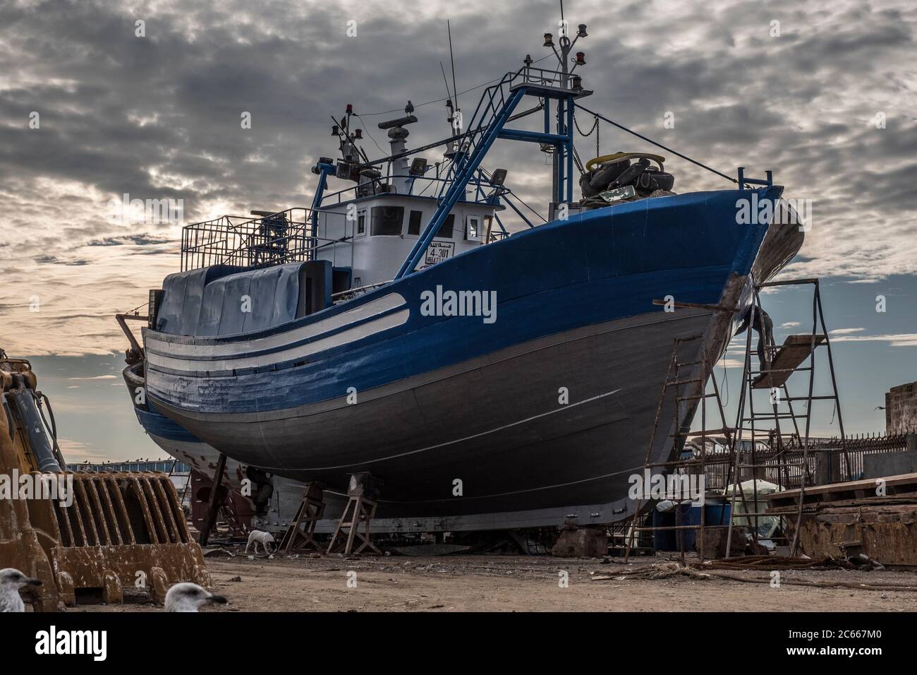 Empty Shipyard High Resolution Stock Photography and Images - Alamy