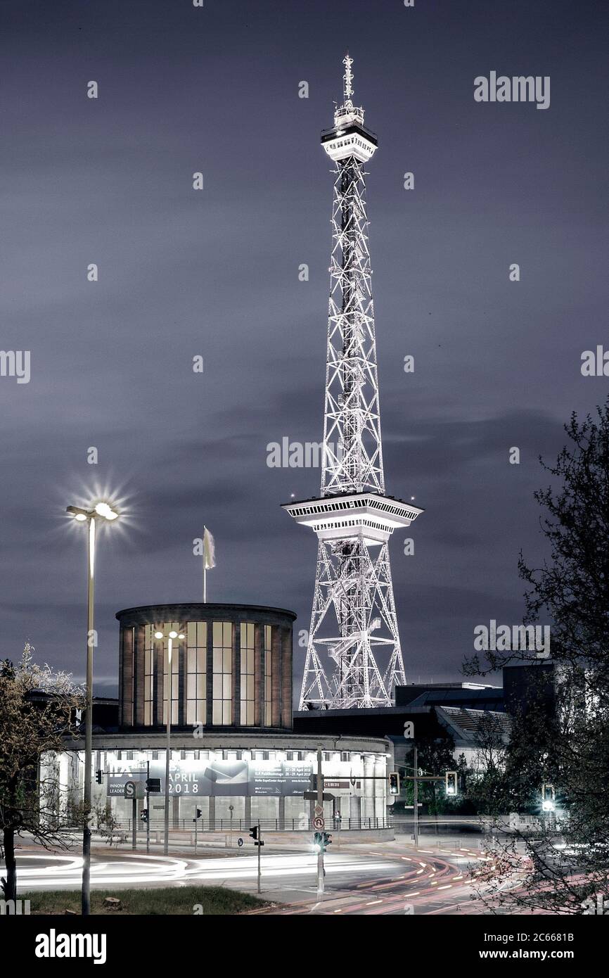Radio tower with fairground hi-res stock photography and images - Alamy