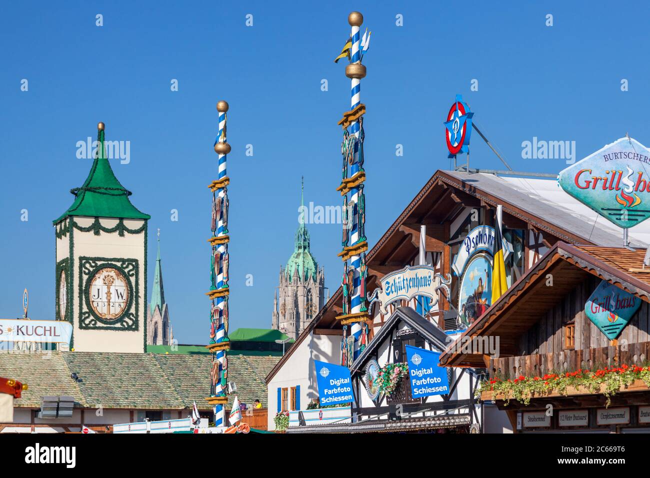 Beer tents at the munich oktoberfest hi-res stock photography and ...