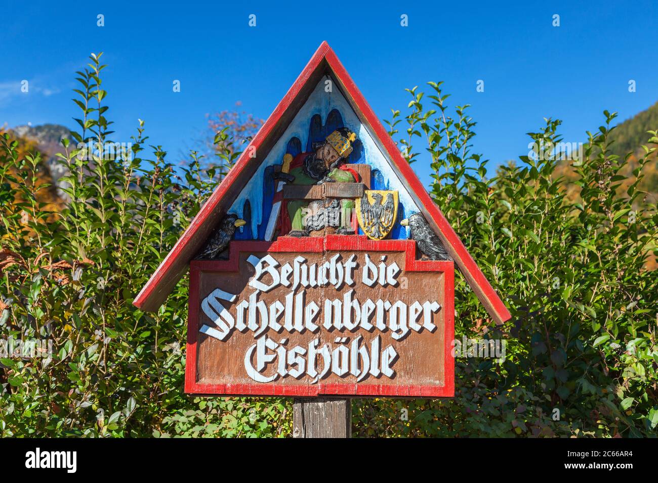 Sign to the schellenberger ice cave at marktschellenberg hi-res stock ...
