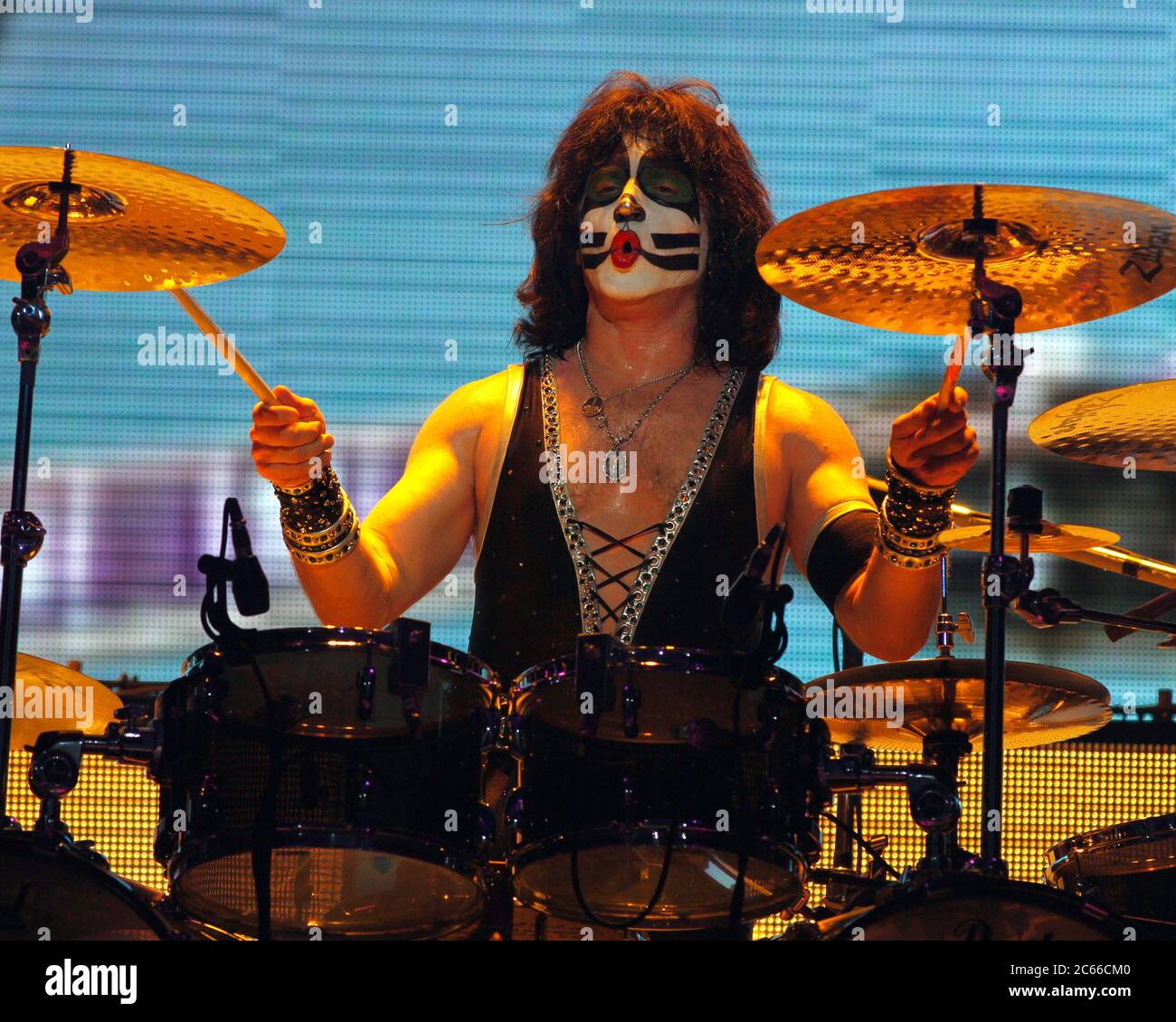 Drummer Eric Singers performs with KISS at the BB&T Center in Sunrise ...
