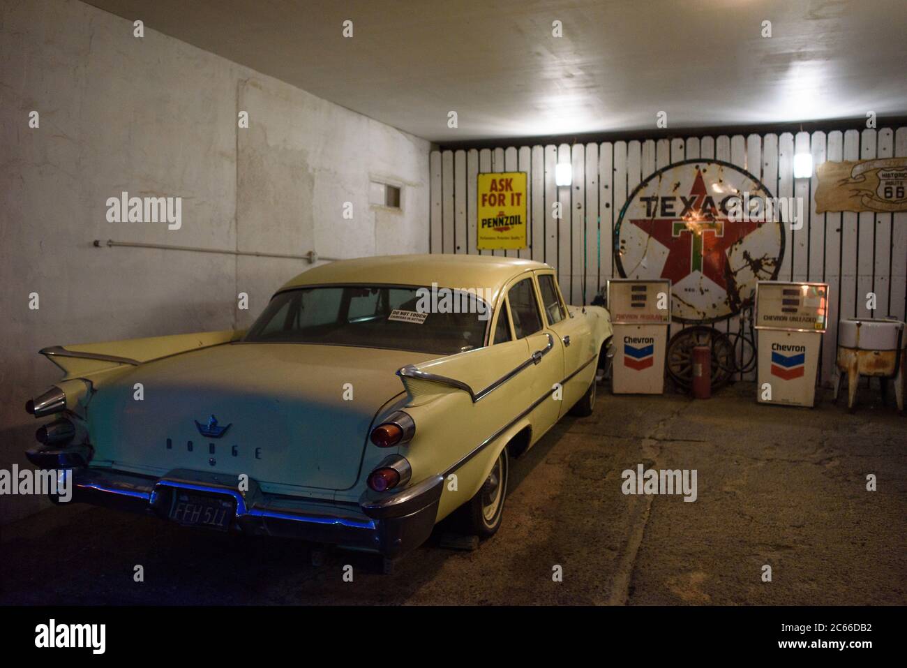 Route 66 garage hi-res stock photography and images - Alamy Route 66 garage hi-res stock photography and images - Alamy