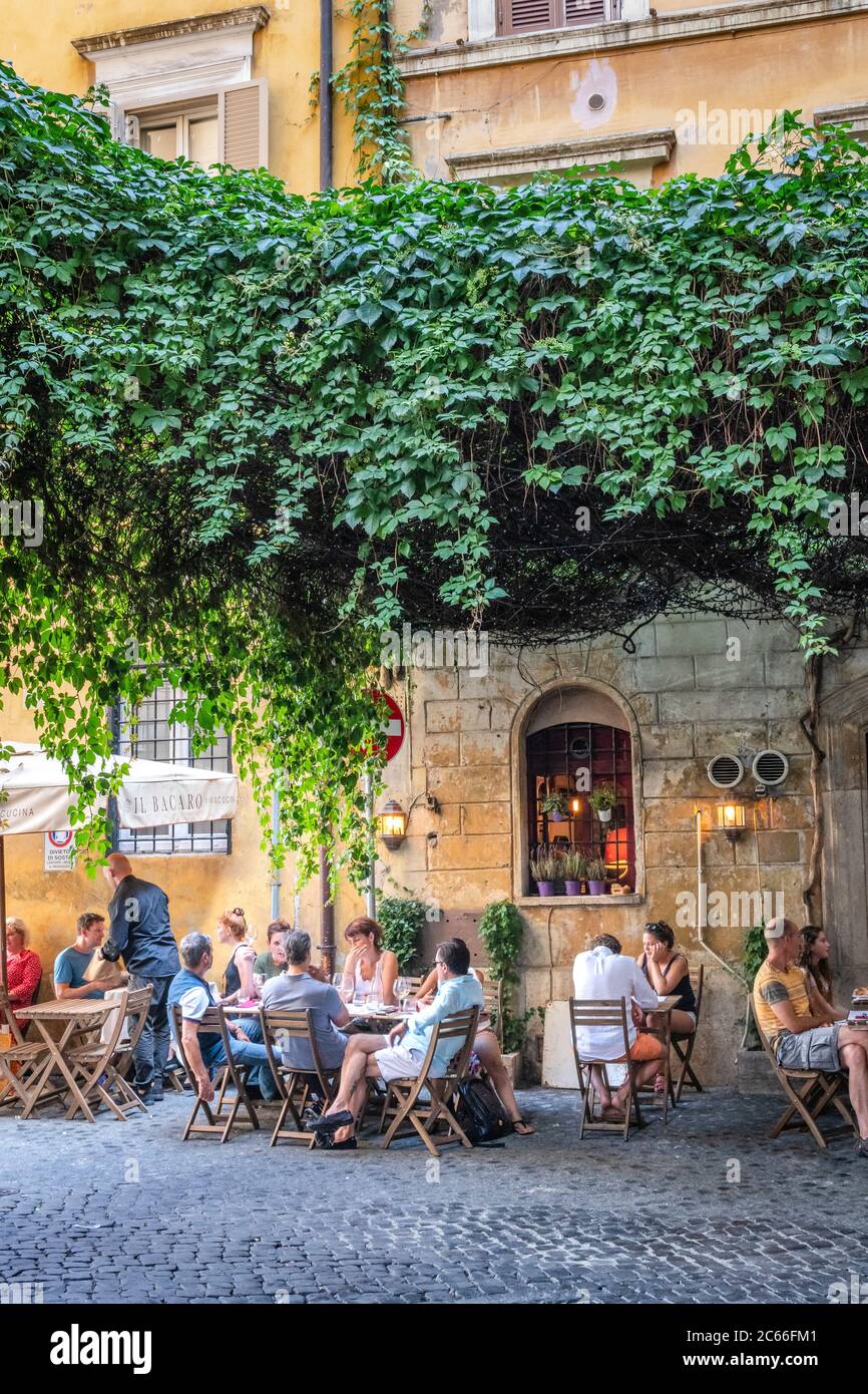 Cafe Rome High Resolution Stock Photography and Images - Alamy