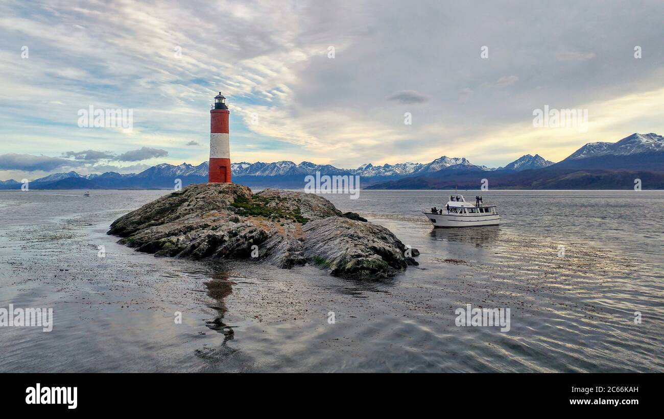 Lighthouse flare hi-res stock photography and images - Alamy