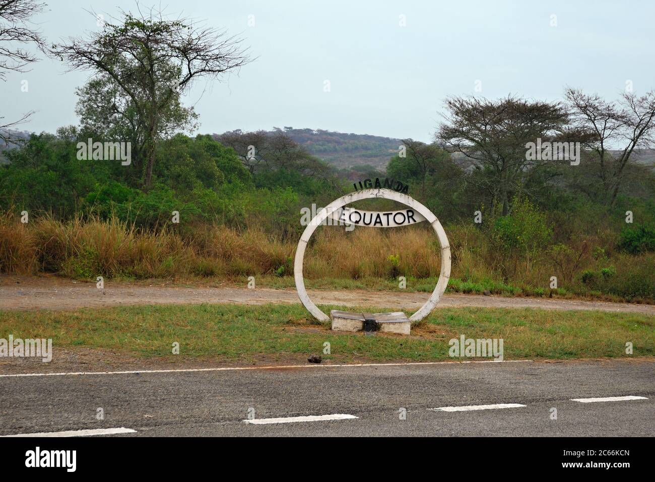 Equator sign hi-res stock photography and images - Alamy