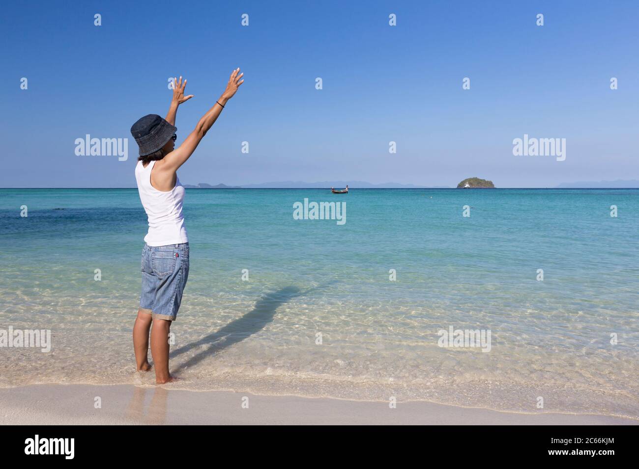 Woman arms out hi-res stock photography and images - Alamy
