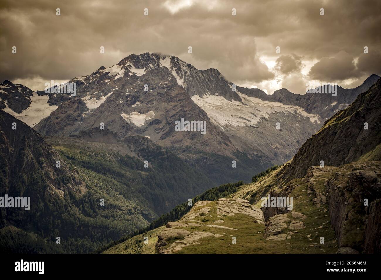 Monte disgrazia hi-res stock photography and images - Alamy