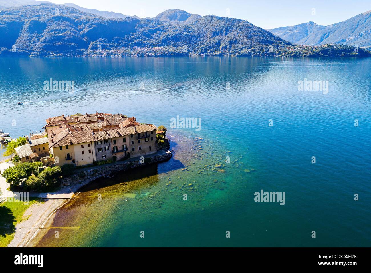 Lierna castle hi-res stock photography and images - Alamy