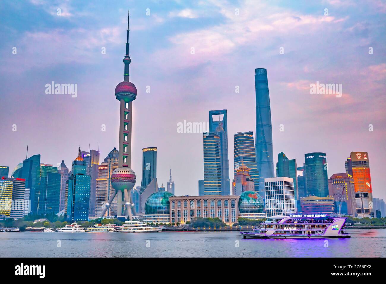 China tourism district hi-res stock photography and images - Alamy