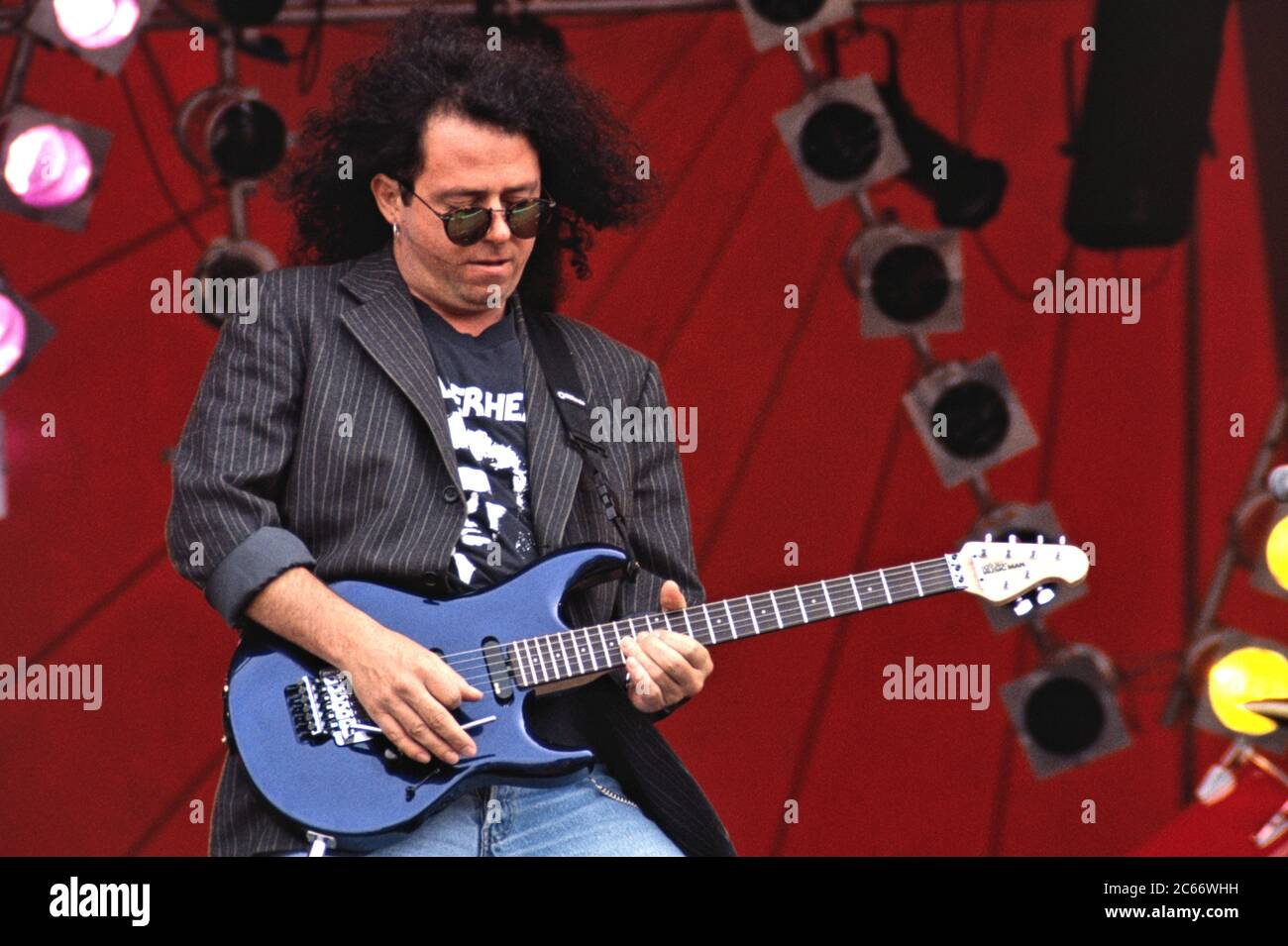 06/12/1994, Jubek, Steve Lukather with the solo project, the US rock ...
