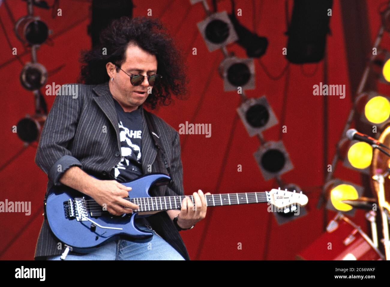 06/12/1994, Jubek, Steve Lukather with the solo project, the US rock ...