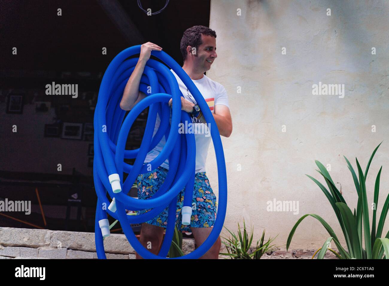 Swimming pool water chlorine cleaning hi-res stock photography and ...