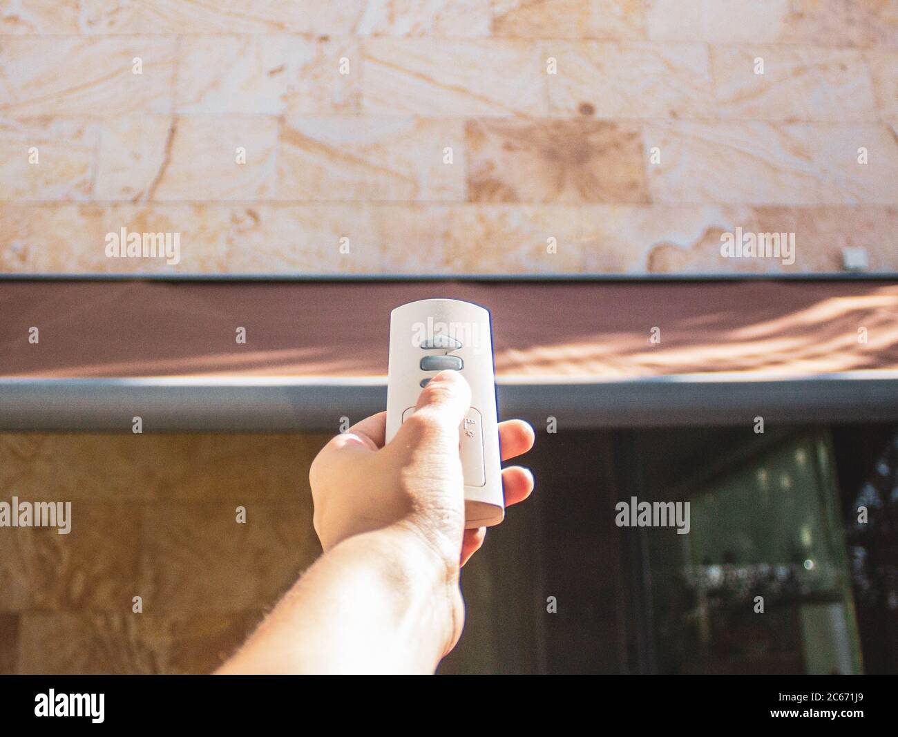 Lowering material hi-res stock photography and images - Alamy