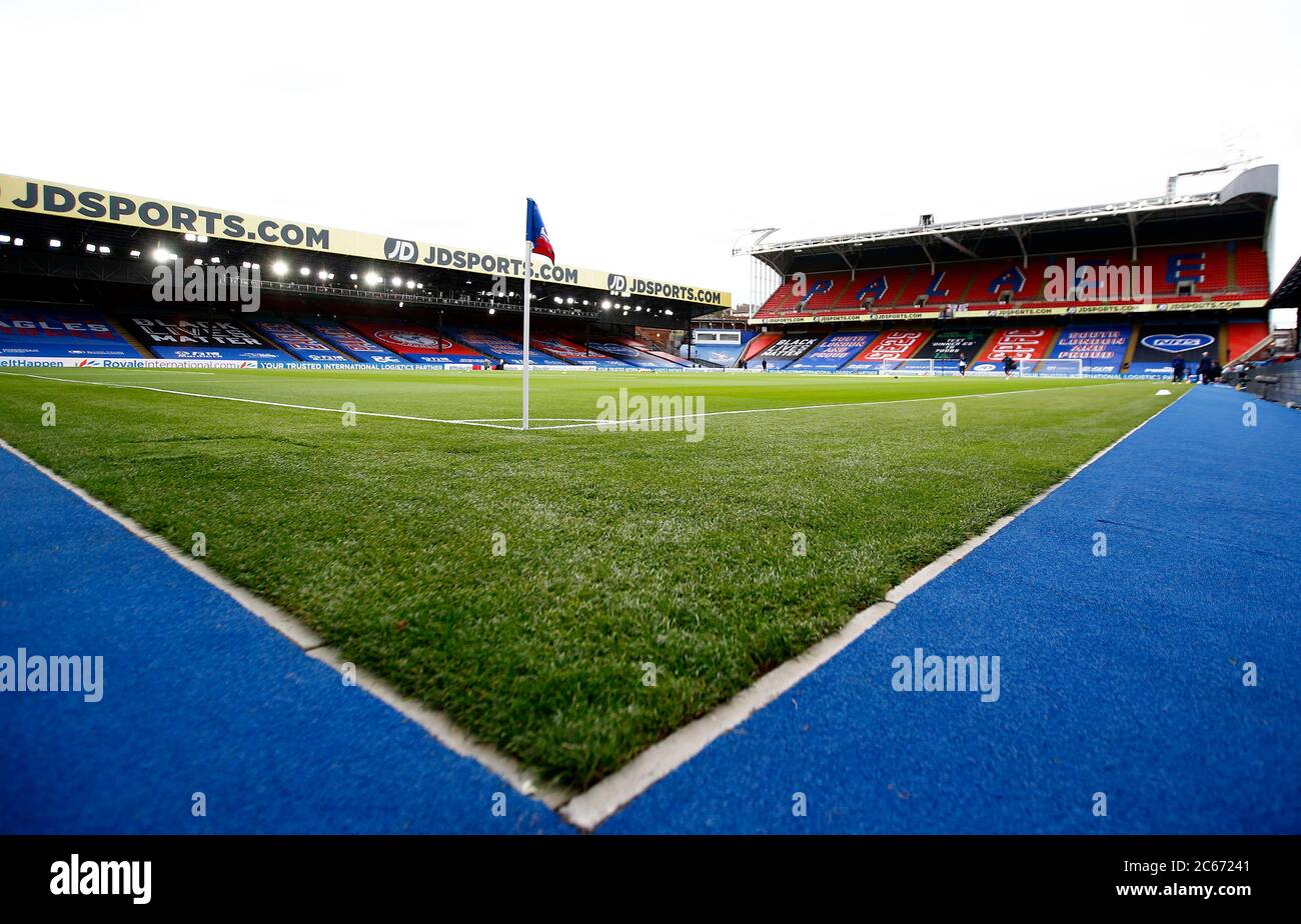 A general view of Selhurst Park, London Stock Photo - Alamy