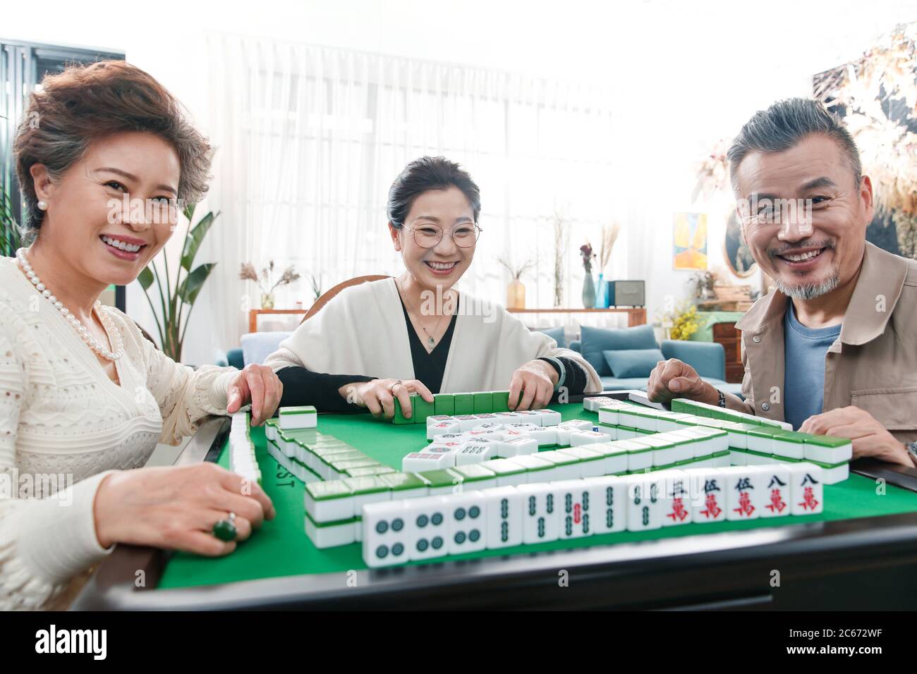 Camera mahjong mahjong hi-res stock photography and images - Alamy