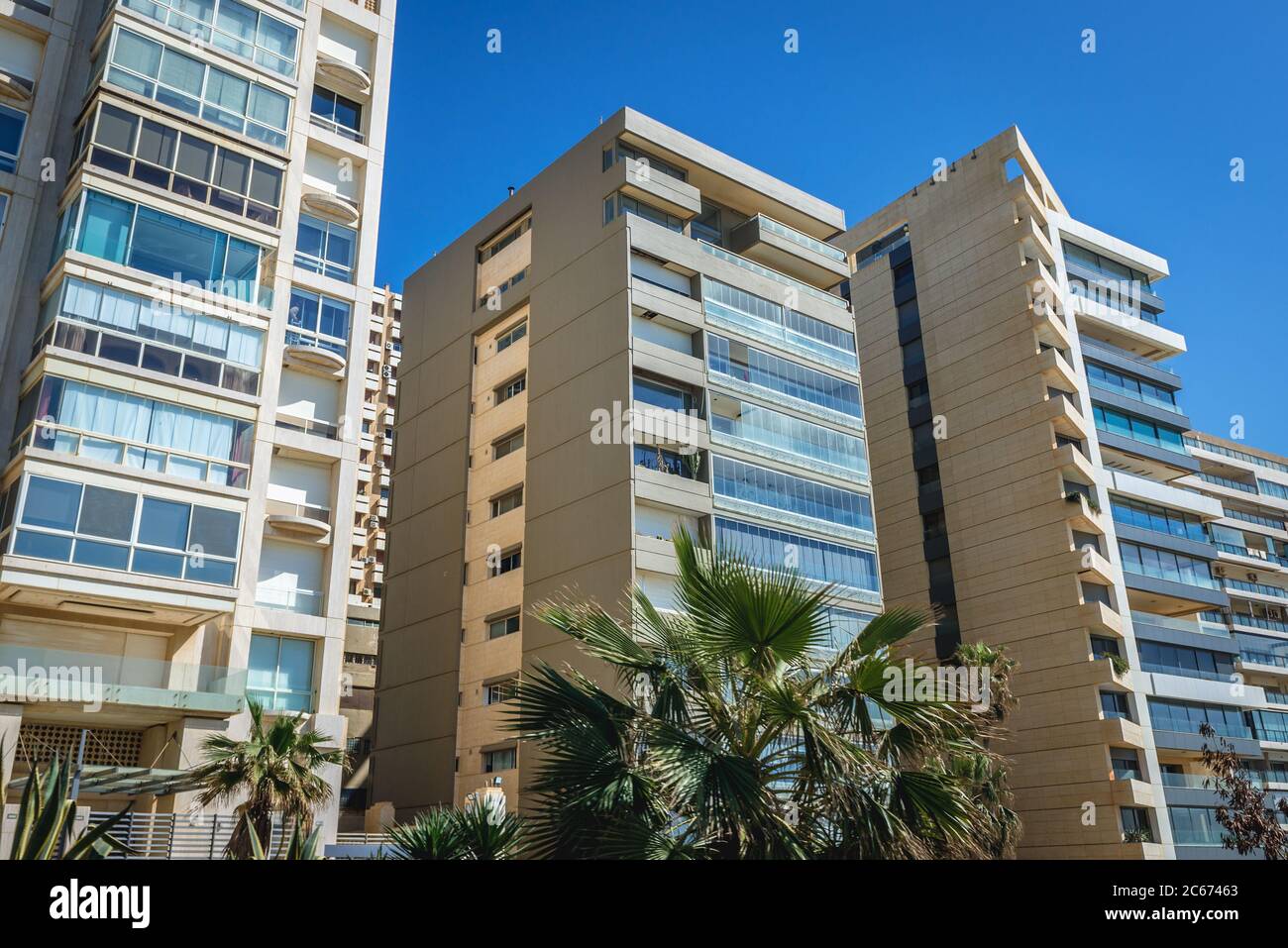 Lebanon beirut houses apartment buildings hi-res stock photography and ...