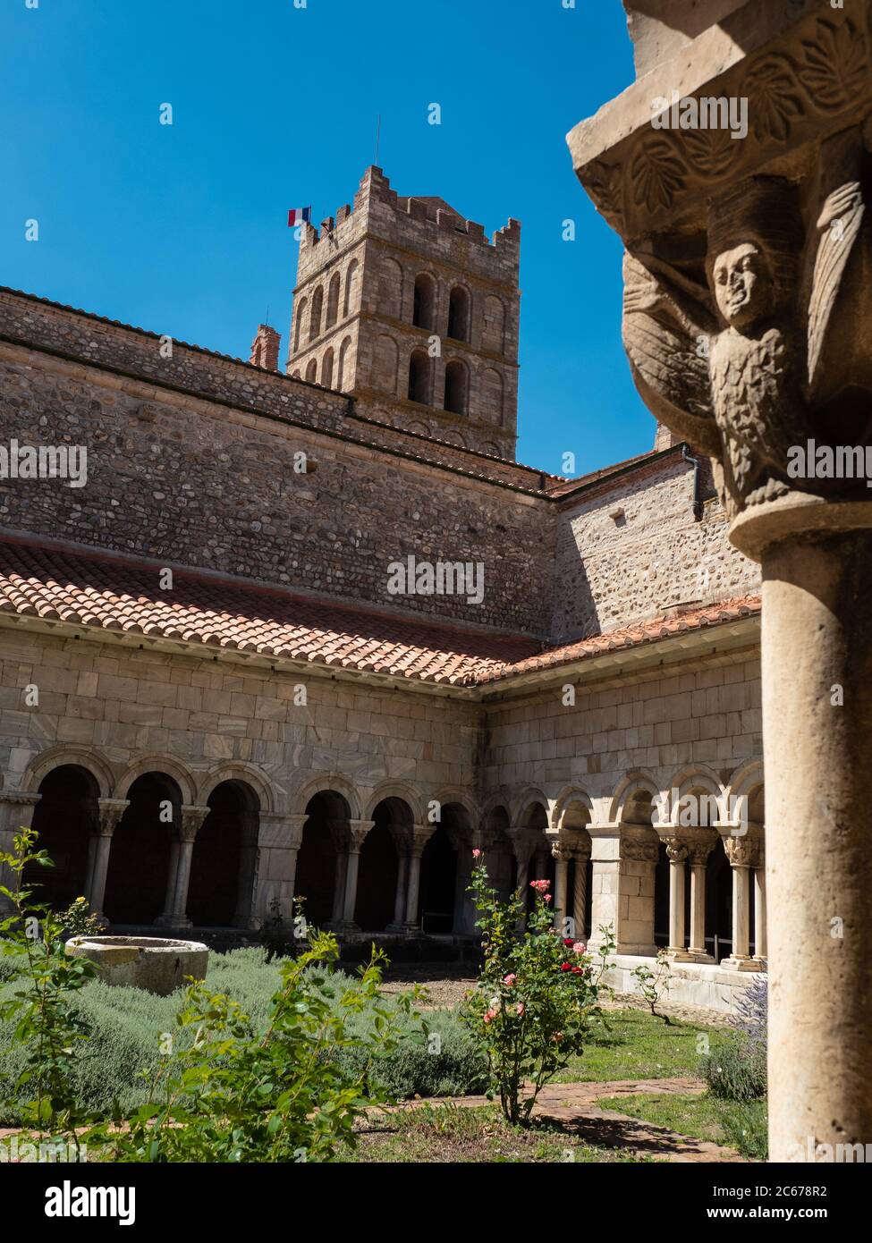 France french europe christianity religion gothic architecture arches ...