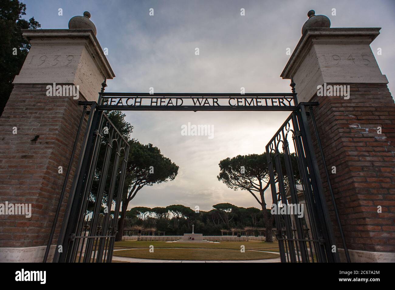 Anzio, Rome Iyaly: Beachhead Commonwealth Cemetery, commemoration of ...