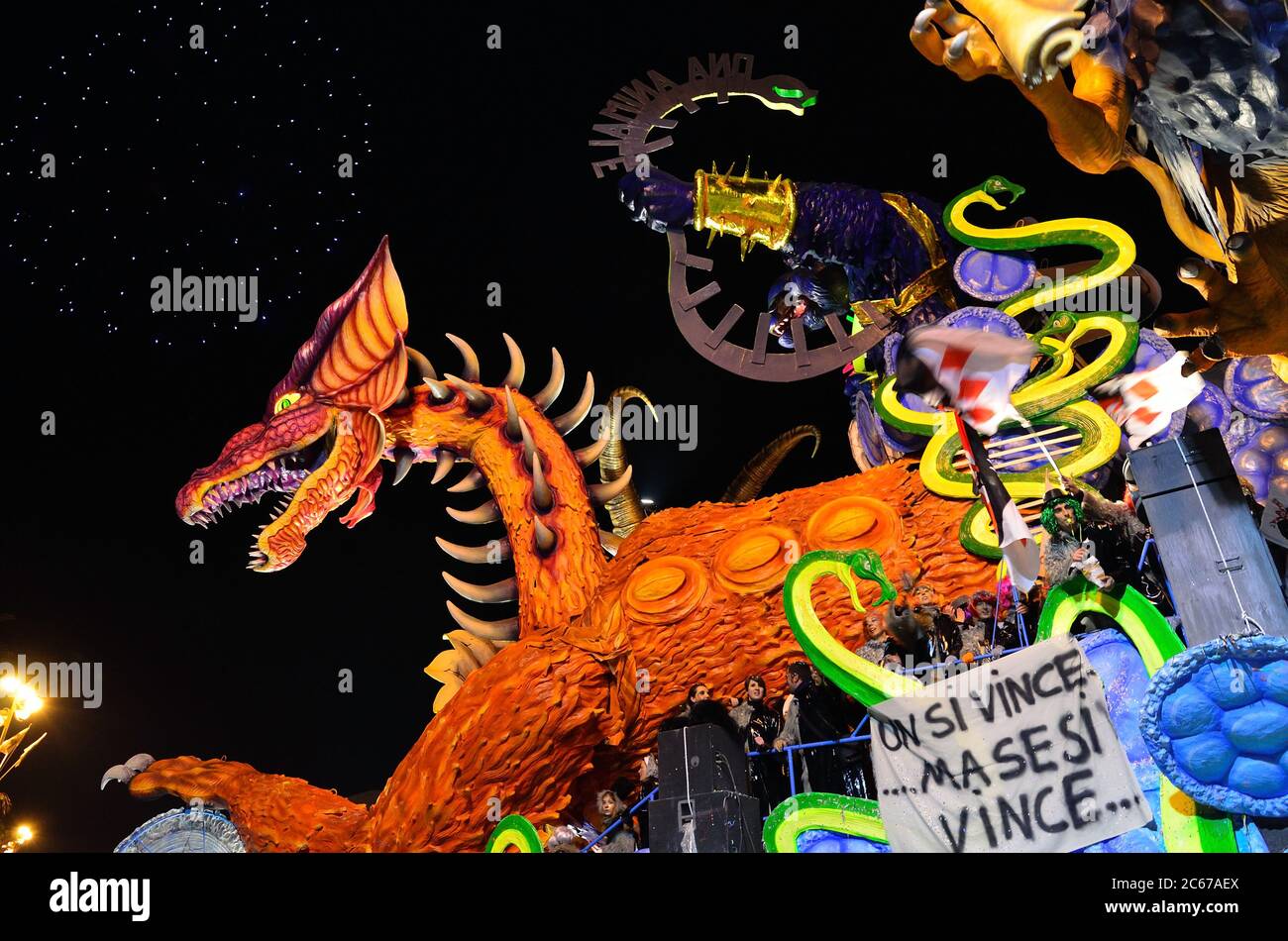 Carnival Float Dragon High Resolution Stock Photography and Images - Alamy