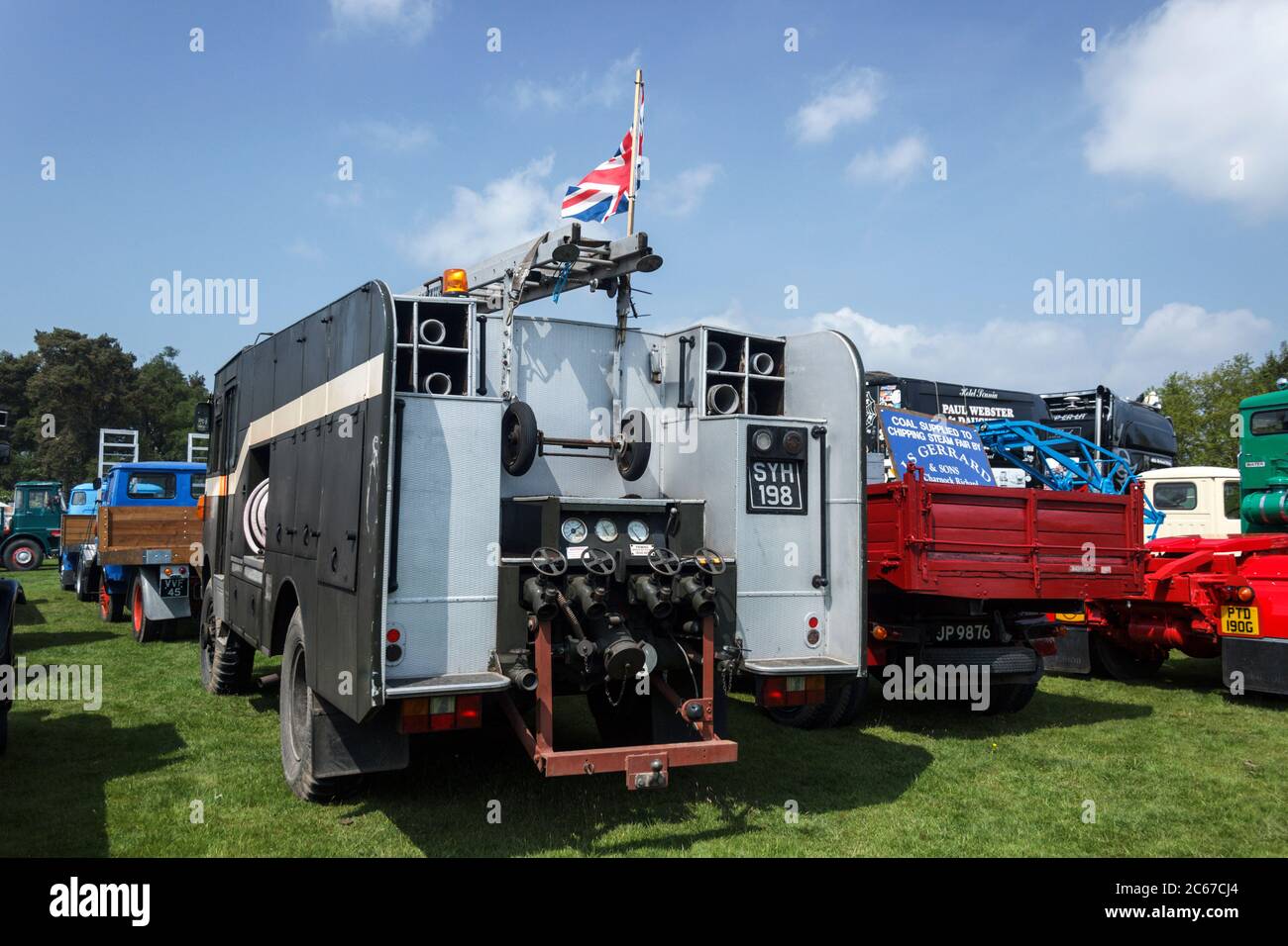 Green goddess fire engine hi-res stock photography and images - Alamy