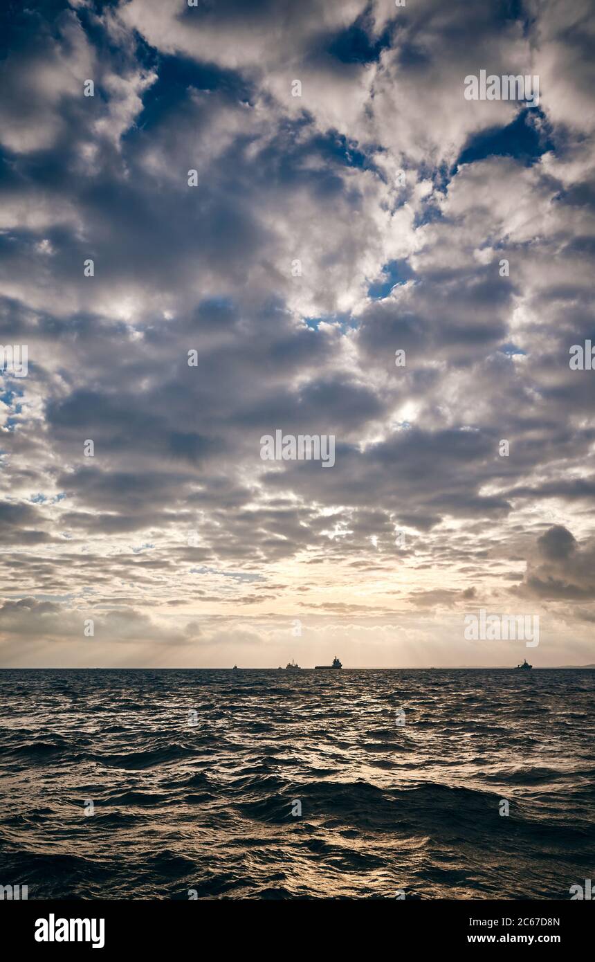 Rough ocean hi-res stock photography and images - Alamy