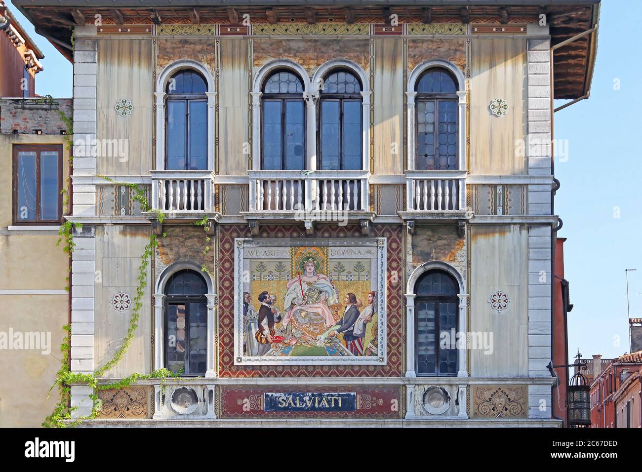 Murano glass mosaic hi-res stock photography and images - Alamy