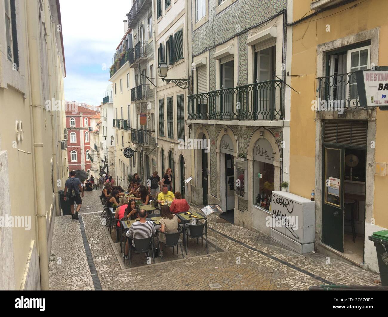 Lissabon, Portugal. 08th Aug, 2019. Views of Lisbon (Portugal) - Bars ...