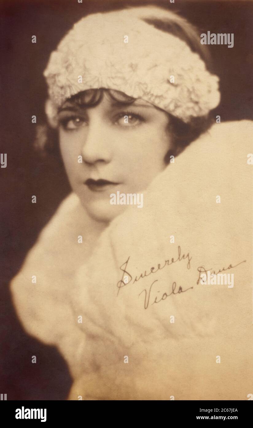 Silent Film Actress Viola Dana, Head and Shoulders Publicity Portrait ...