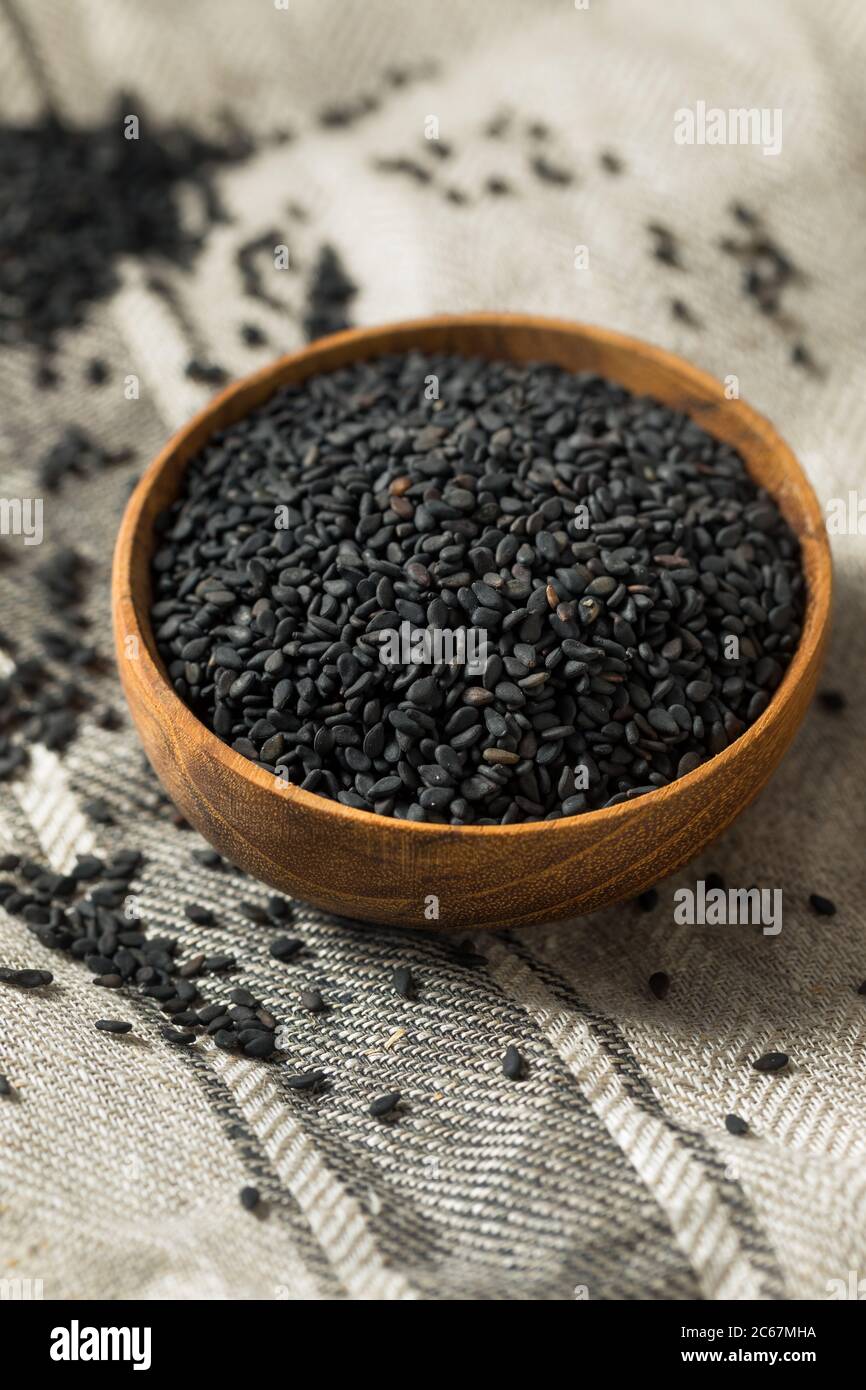 Raw Dry Organic Black Sesame Seeds in a Bowl Stock Photo - Alamy