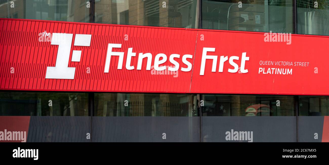 Gym logo hi-res stock photography and images - Alamy